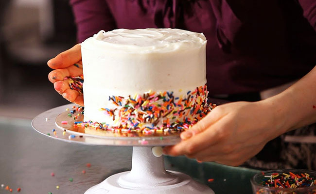 Cake decorating items store